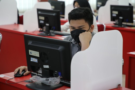 Prime, UPNVJ Holds 2023 West SMMPTN Exam - Universitas Pembangunan ...