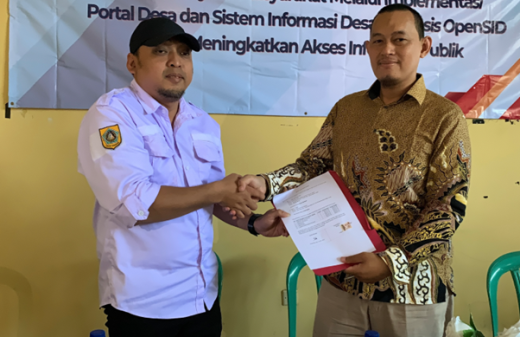 UPNVJ Promotes Digitalization of Tajur Halang Village through OpenSID ...