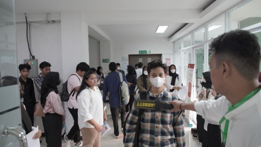 1,660 Participants Participated in UTBK SNBT First Day at UPNVJ ...