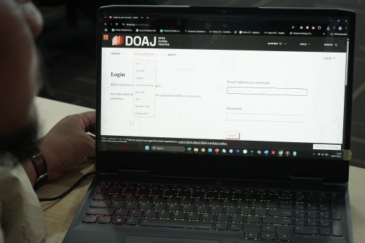 UPNVJ Perkuat Kualitas Jurnal Ilmiah Lewat Pelatihan DOAJ 2025 - UPN ...